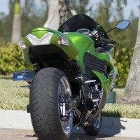 Kawasaki ZX14 with 240 Swingarm Kit in Factory Green | Roaring Toyz
