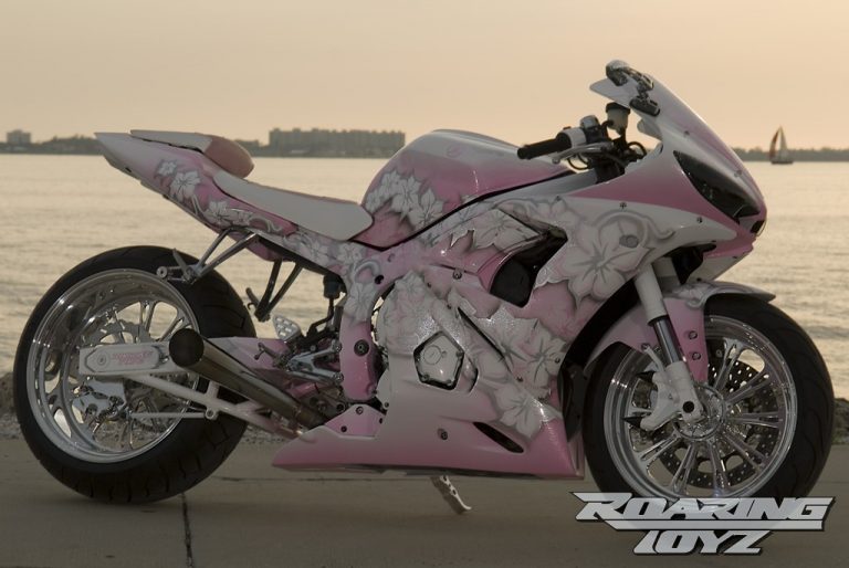 roaring_toyz-custom-yamaha-r6-pink-white_0466 | Roaring Toyz