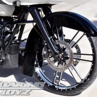 2019 Roadglide Special FLTRX with 26 Bolt On Neck wheel Kit | Roaring Toyz